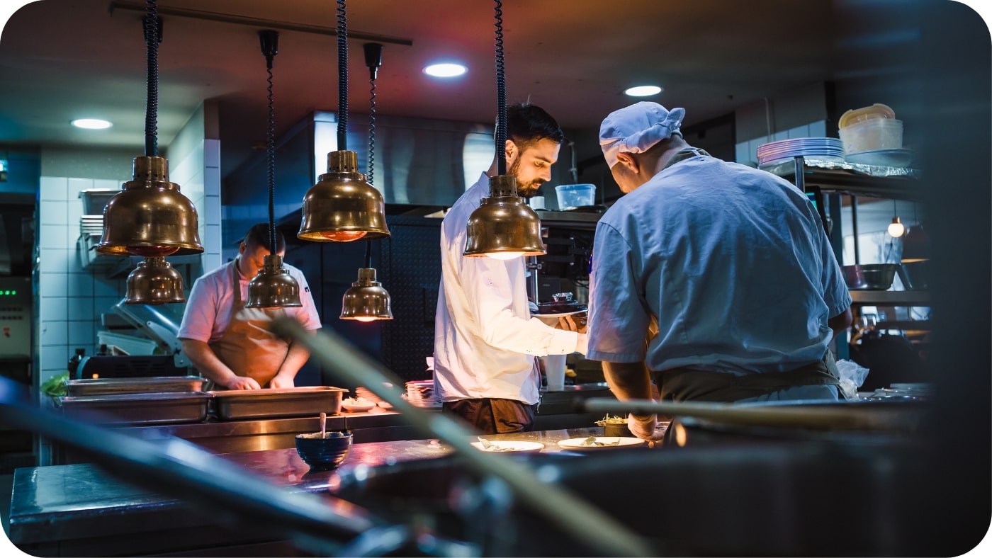 Restauration en 2024 : chiffres clés, risques et opportunités ...